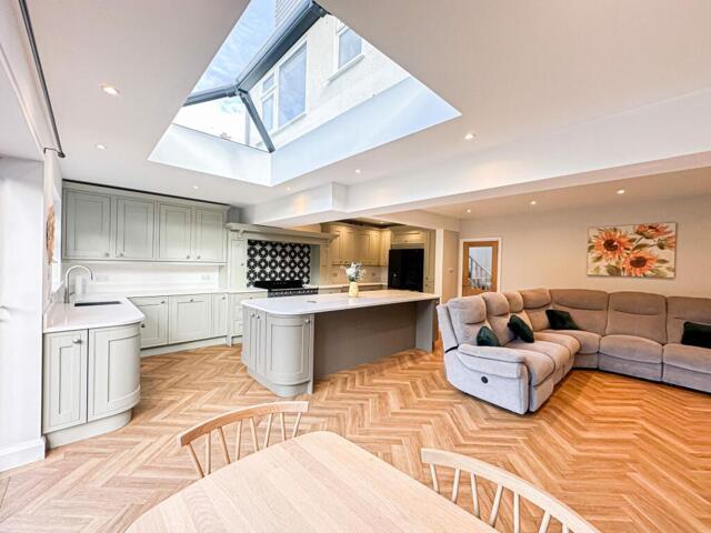 For Sale 6 Bedroom House Birkenhead Wirral DLS101168329