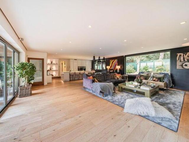 For Sale 6 Bedroom House Bromley Greater London DS98864602