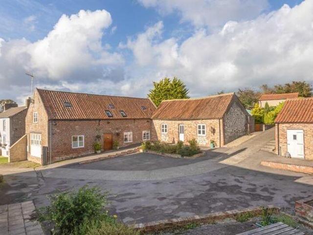 For Sale 6 Bedroom House Buckton Buckton DS101119379