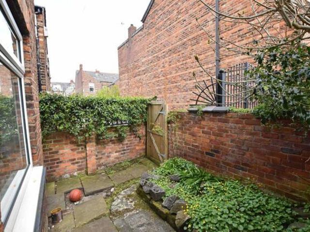 For Sale 6 Bedroom House Greater Manchester Greater Manchester DS100191844