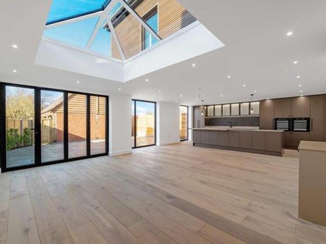 For Sale 6 Bedroom House Dunchurch Dunchurch DLS99204083