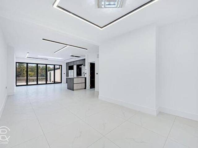 For Sale 6 Bedroom House Ealing Greater London DS101678185