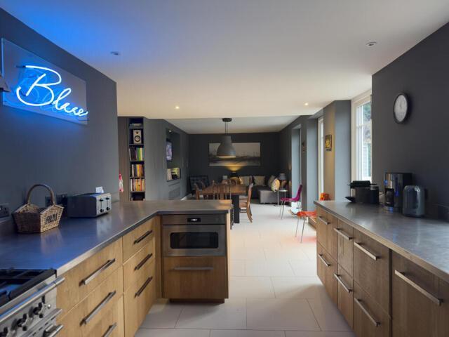 For Sale 6 Bedroom House East Sussex East Sussex DLS100648861