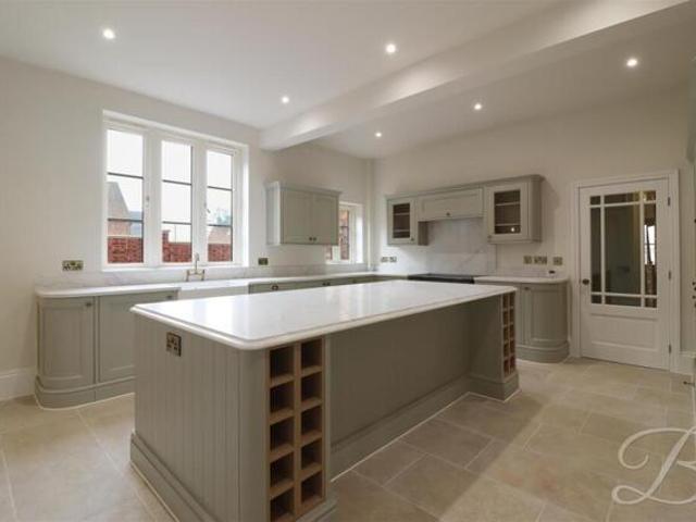 For Sale 6 Bedroom House Elkesley Elkesley DLS100987901