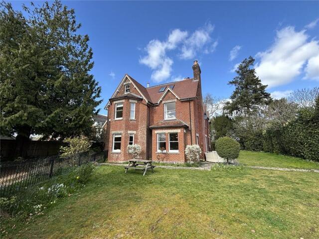 For Sale 6 Bedroom House Fordingbridge Hampshire DLS101676492