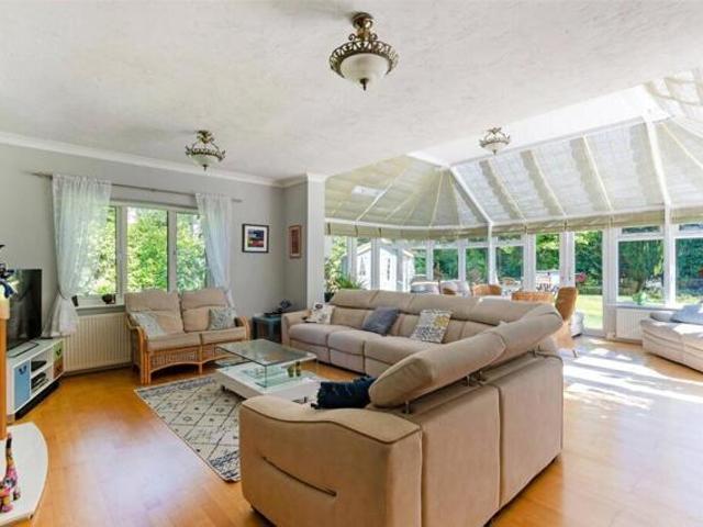 For Sale 6 Bedroom House Farnham Surrey DLS98718635