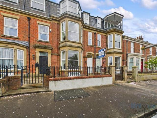 For Sale 6 Bedroom House Fleetwood Lancashire DLS101677730