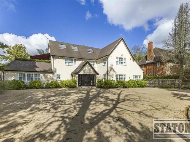For Sale 6 Bedroom House Hatfield Hertfordshire DLS100398565