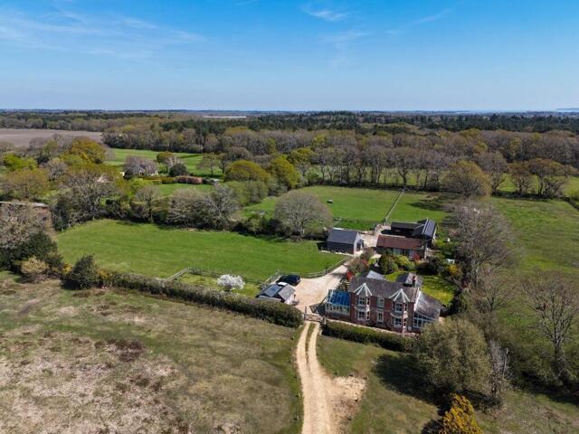 For Sale 6 Bedroom House Hampshire Hampshire DS101379057