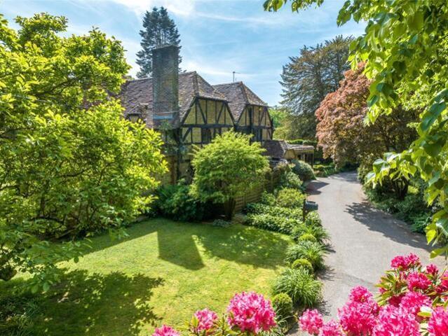 For Sale 6 Bedroom House Headley Hampshire DLS99475688
