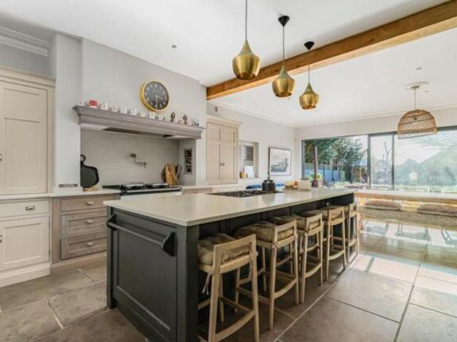For Sale 6 Bedroom House Hertford Hertfordshire DLS101100197