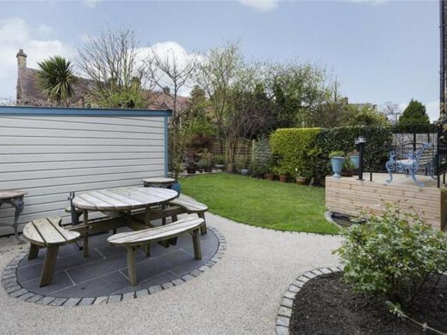 For Sale 6 Bedroom House Huddersfield Kirklees DS101316253