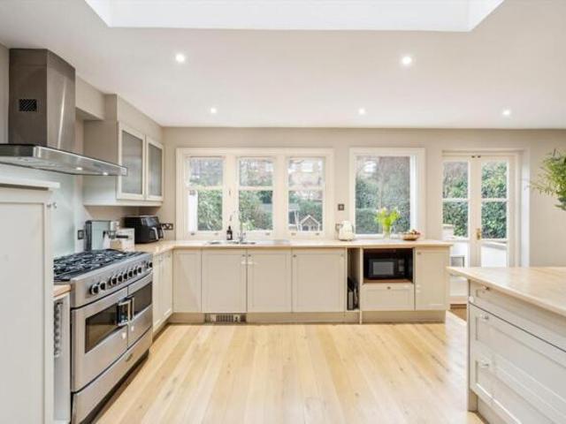 For Sale 6 Bedroom House London London DLS100456795