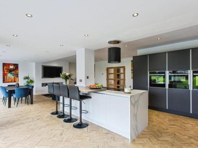 For Sale 6 Bedroom House Lancs Lancashire DS98765706