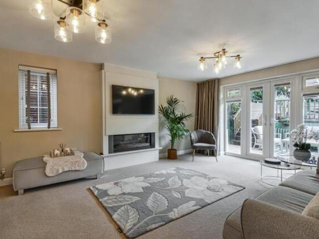 For Sale 6 Bedroom House Meriden Coventry DLS99840155