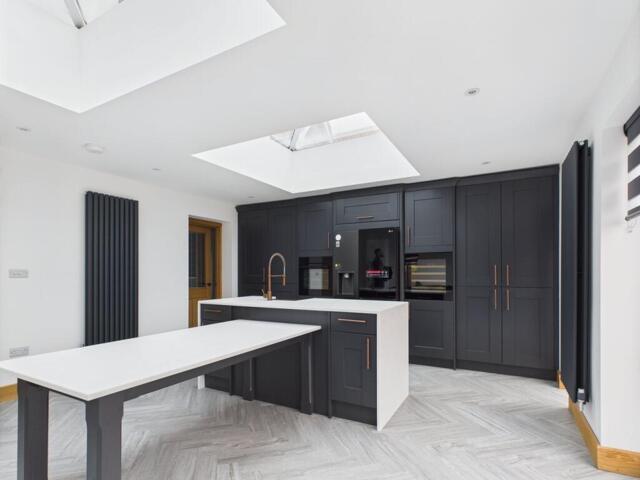 For Sale 6 Bedroom House Nottinghamshire Nottinghamshire DLS98335749