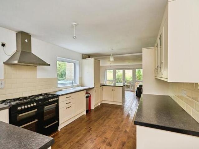 For Sale 6 Bedroom House Newport Isle Of Wight DLS101352025