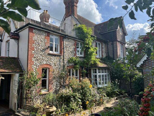 For Sale 6 Bedroom House Steyning West Sussex DLS98404389