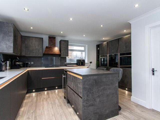For Sale 6 Bedroom House Surrey Hampshire DS101955391