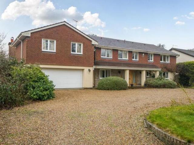 For Sale 6 Bedroom House Surrey Surrey DLS100648776
