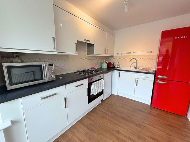 For Sale 6 Bedroom House Uxbridge Greater London DS101996151