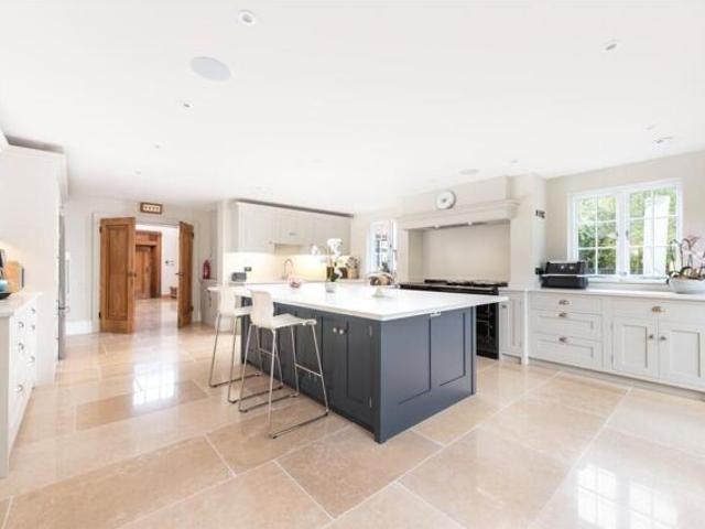 For Sale 7 Bedroom House Aylesbury Buckinghamshire DLS95825474