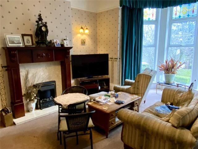 For Sale 7 Bedroom House Dewsbury Kirklees DS98503812