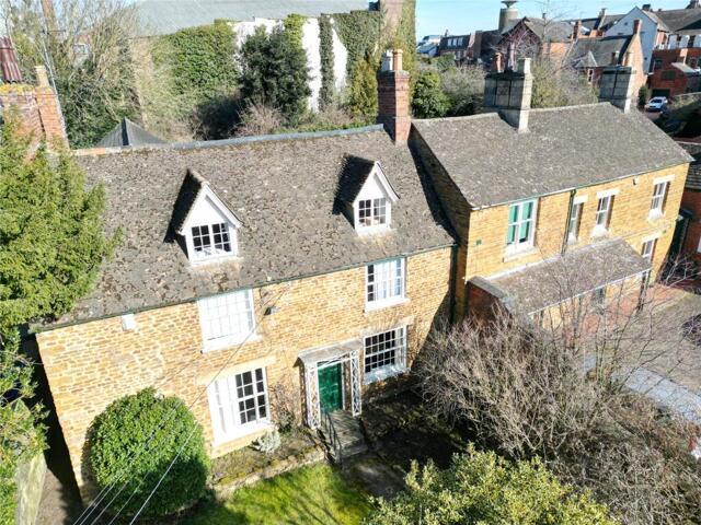 For Sale 7 Bedroom House Kettering Northamptonshire DLS99840043