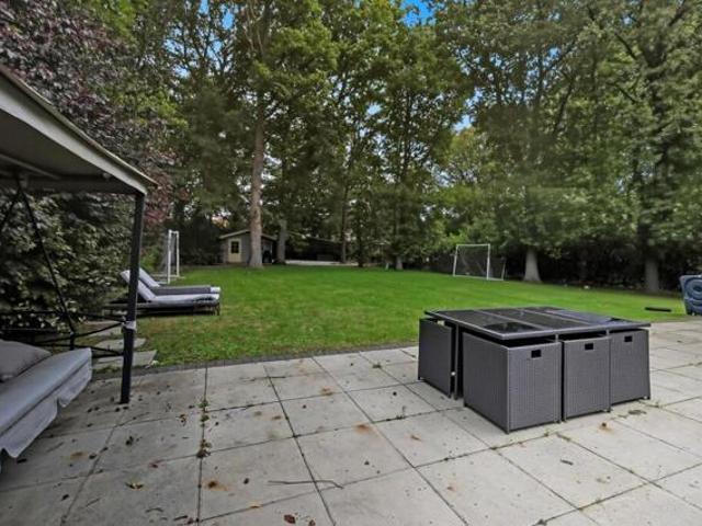 For Sale 7 Bedroom House Hutton Mount Hutton Mount DS98404337