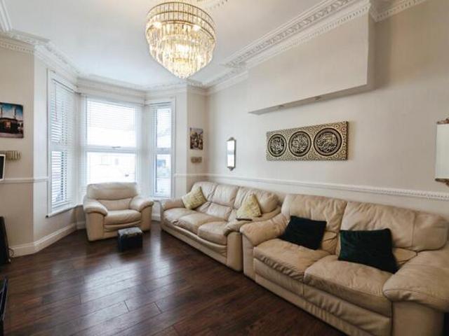 For Sale 7 Bedroom House Ilford Greater London DLS99986484