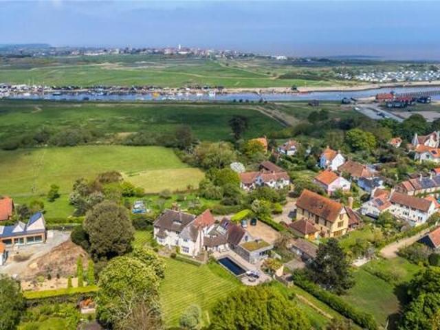 For Sale 7 Bedroom House Southwold Suffolk DLS99895197
