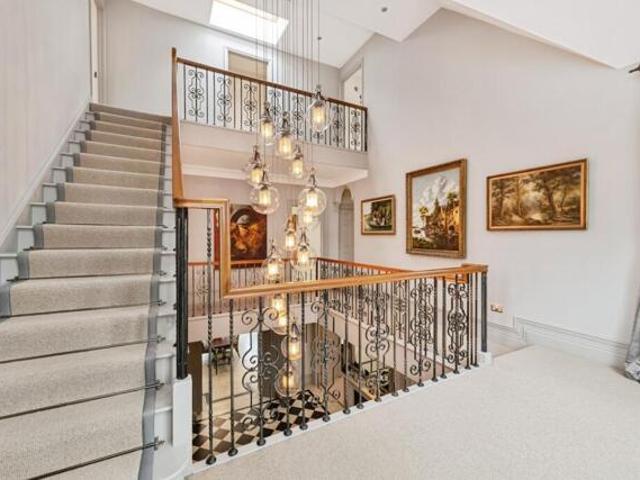 For Sale 7 Bedroom House Tadworth Surrey DS100191698