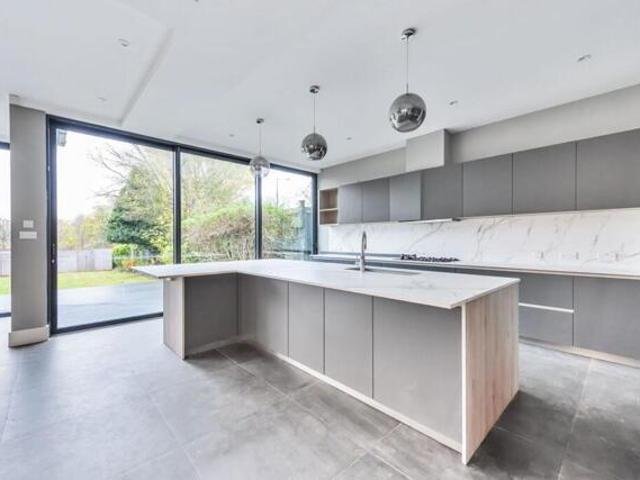 For Sale 8 Bedroom House Camden Greater London DS101100061