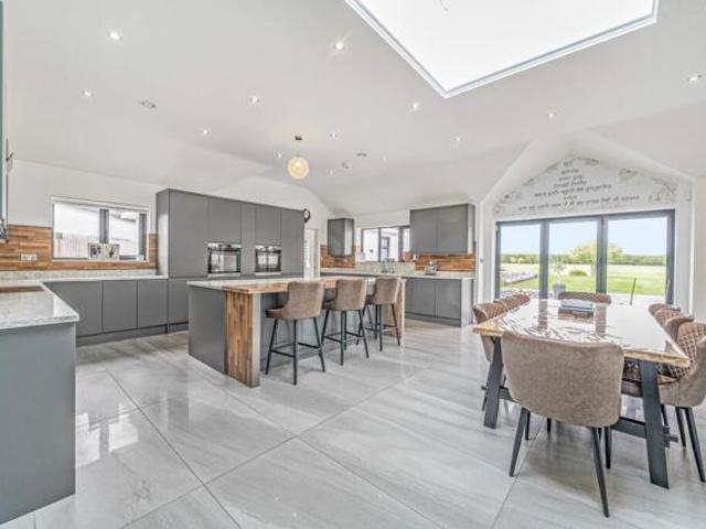 For Sale 8 Bedroom House Kempston Bedford Borough DS100881352