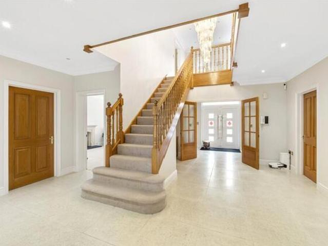 For Sale 8 Bedroom House Kingston Upon Thames Greater London DLS98766153