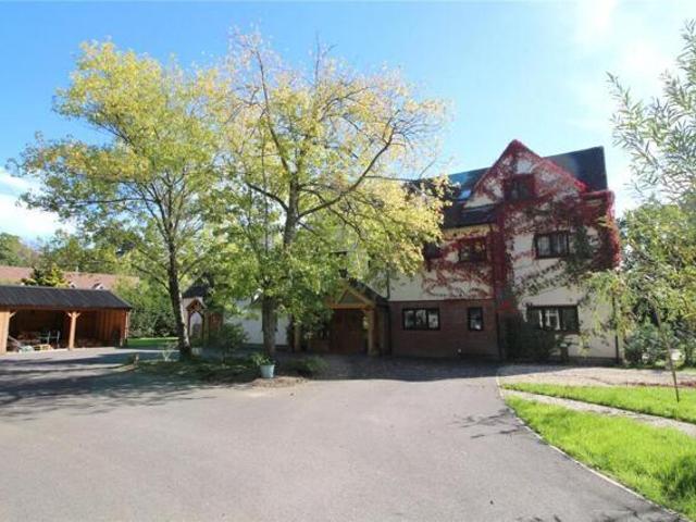 For Sale 8 Bedroom House Hampshire Hampshire DS99571964