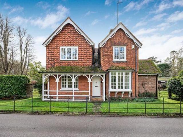 For Sale 8 Bedroom House Surrey Great London DLS100503429