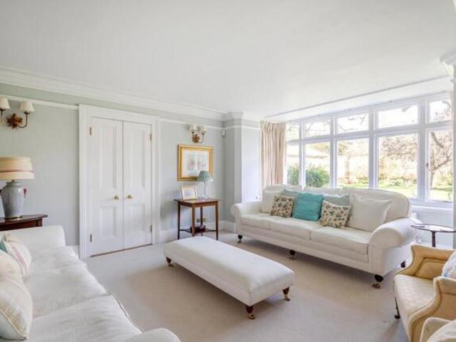 For Sale 8 Bedroom House Surrey Surrey DLS100953385