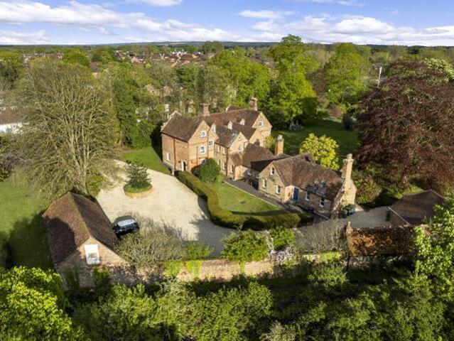For Sale 10 Bedroom House Guildford Surrey DLS98800888