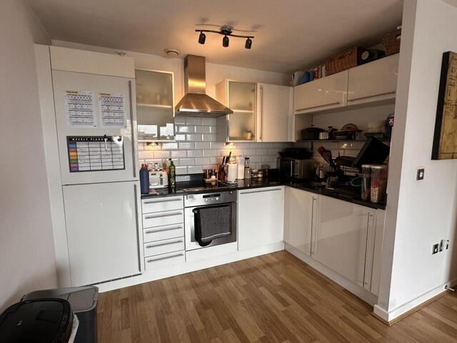 For Sale 1 Bedroom Apartment Maidenhead Berkshire DS98233202