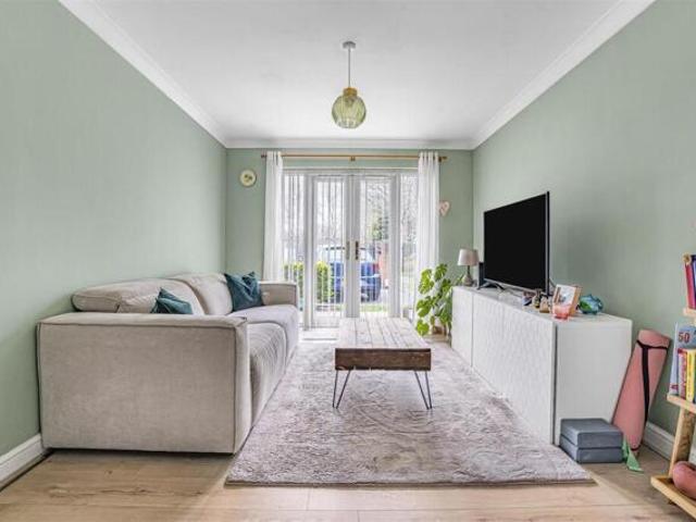 For Sale 1 Bedroom Apartment Maidenhead Windsor And Maidenhead DS100881369