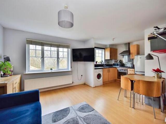 For Sale 1 Bedroom Apartment Maidstone Kent DS101168673