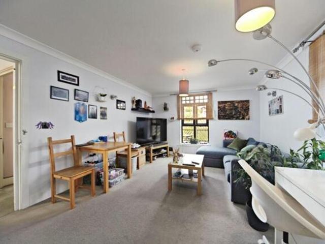 For Sale 1 Bedroom Apartment Morden Greater London DLS99277889