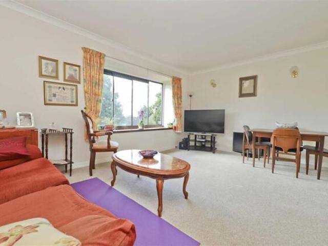 For Sale 1 Bedroom Apartment Northwood Greater London DS99688628