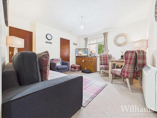 For Sale 1 Bedroom Apartment Aylesbury Buckinghamshire DLS100881467