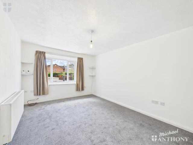For Sale 1 Bedroom Apartment Aylesbury Buckinghamshire DS101675736