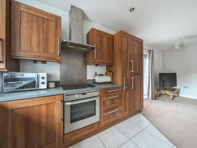 For Sale 1 Bedroom Apartment Addlestone Surrey DLS99774015