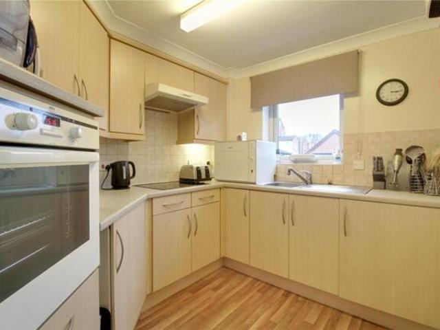 For Sale 1 Bedroom Apartment Aldershot Hampshire DLS100426134