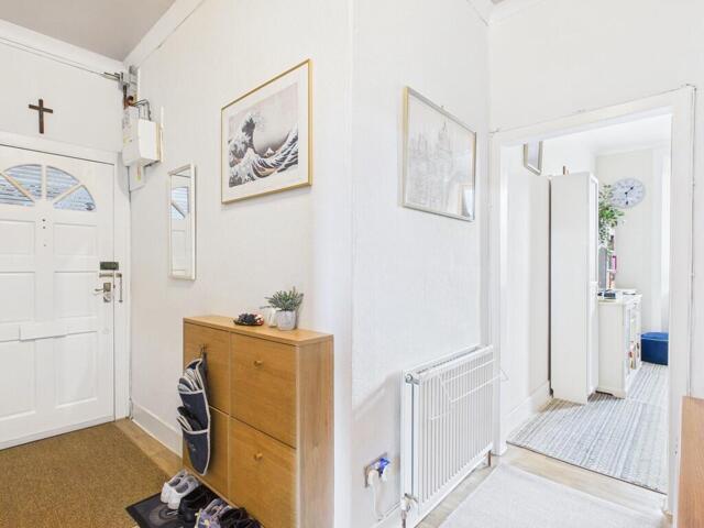 For Sale 1 Bedroom Apartment Anniesland Anniesland DS100263173