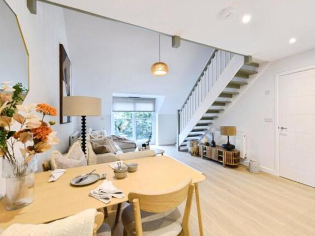 For Sale 1 Bedroom Apartment Banstead Greater London DS100825189